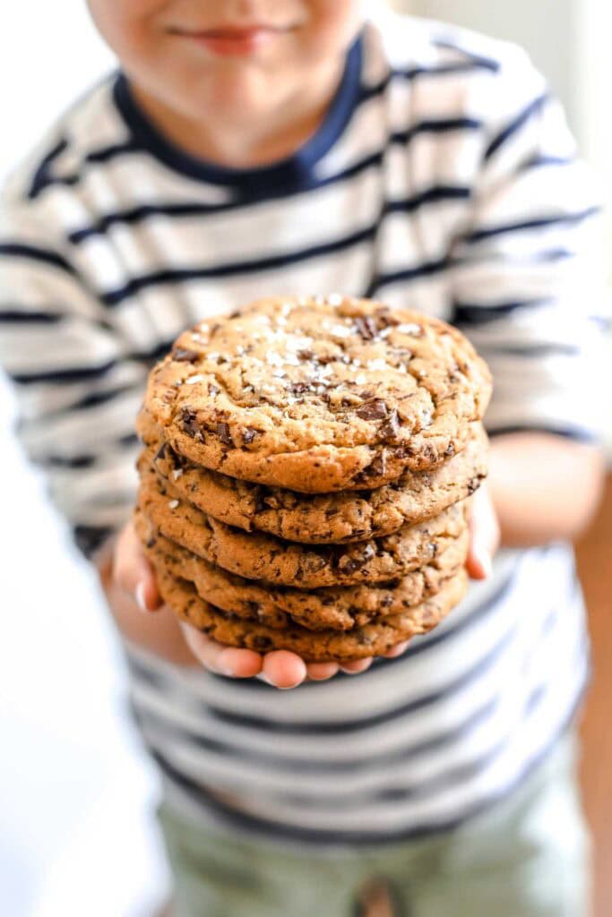 Bakery Style Chocolate Chip Cafe Cookies - Elle & Pear