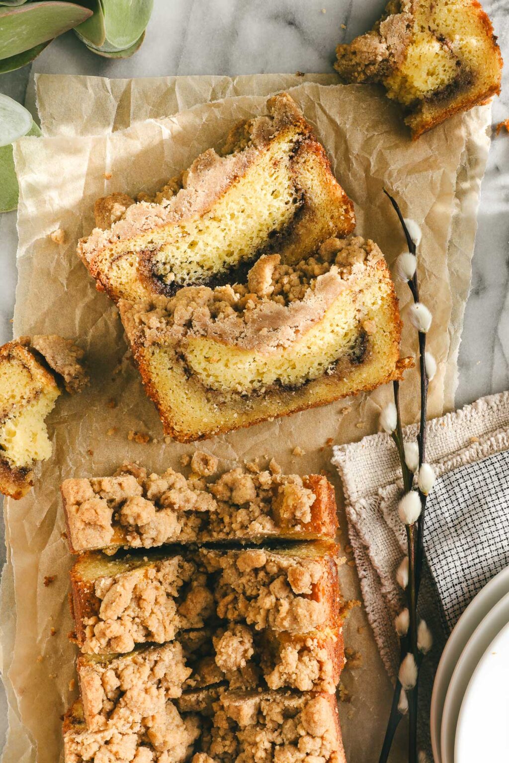 Easy Loaf Pan Coffee Cake With Crumb Topping - Elle & Pear